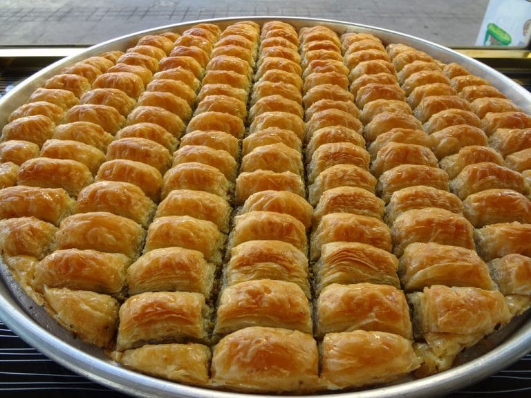 Turkish Baklava Recipe: Easy & Homemade