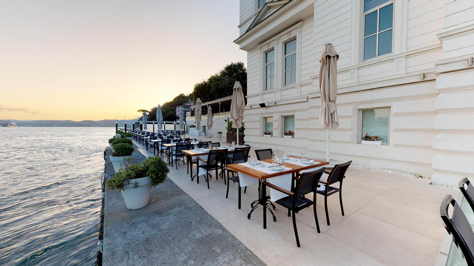 Best Bosphorus Restaurants in Istanbul: Top 9 Right Now