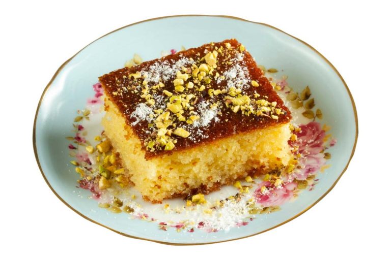 Turkish Desserts: 18 Best Sweets You Can't Say No To